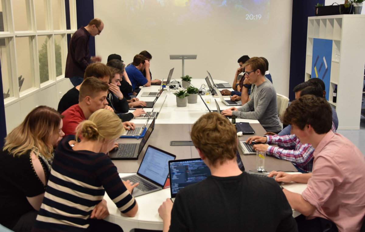 Open Hack Night #16: Functioneel Programmeren in Java - Inbox - Eonics