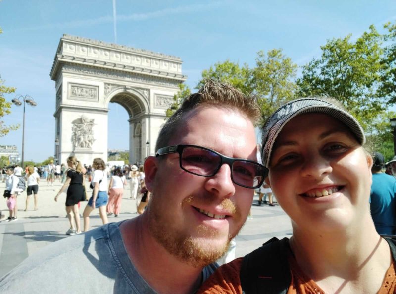 Reis naar Parijs - Eonics